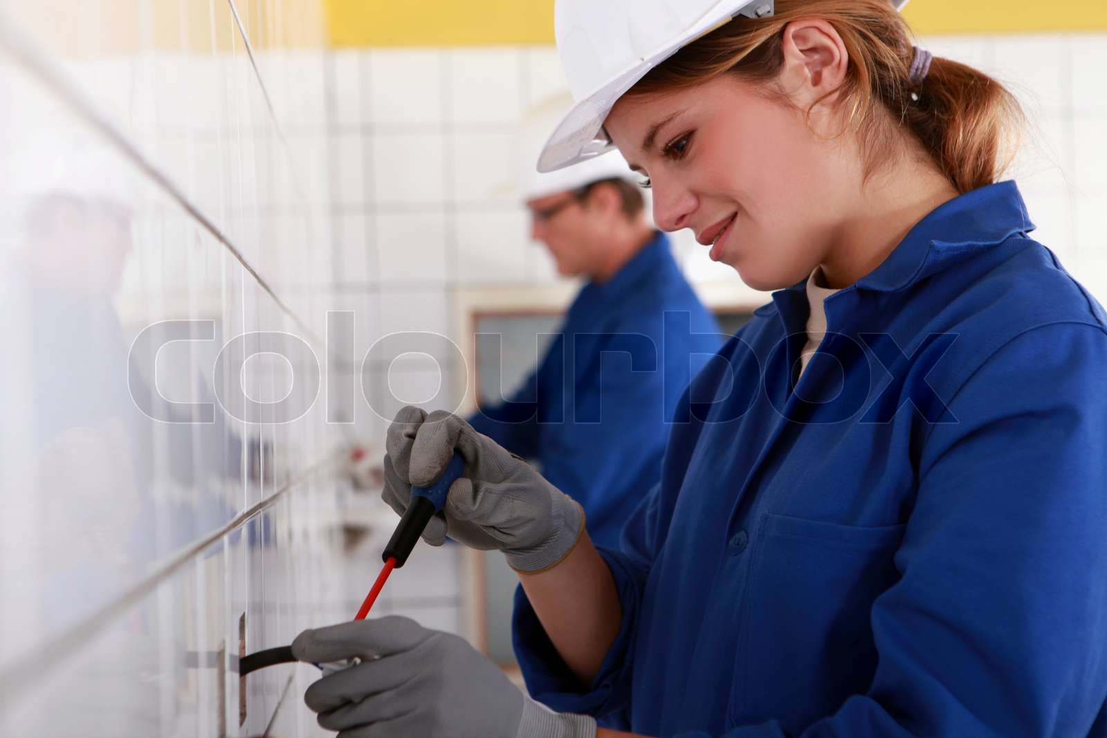 elektrikere, der arbejder | Stock foto | Colourbox