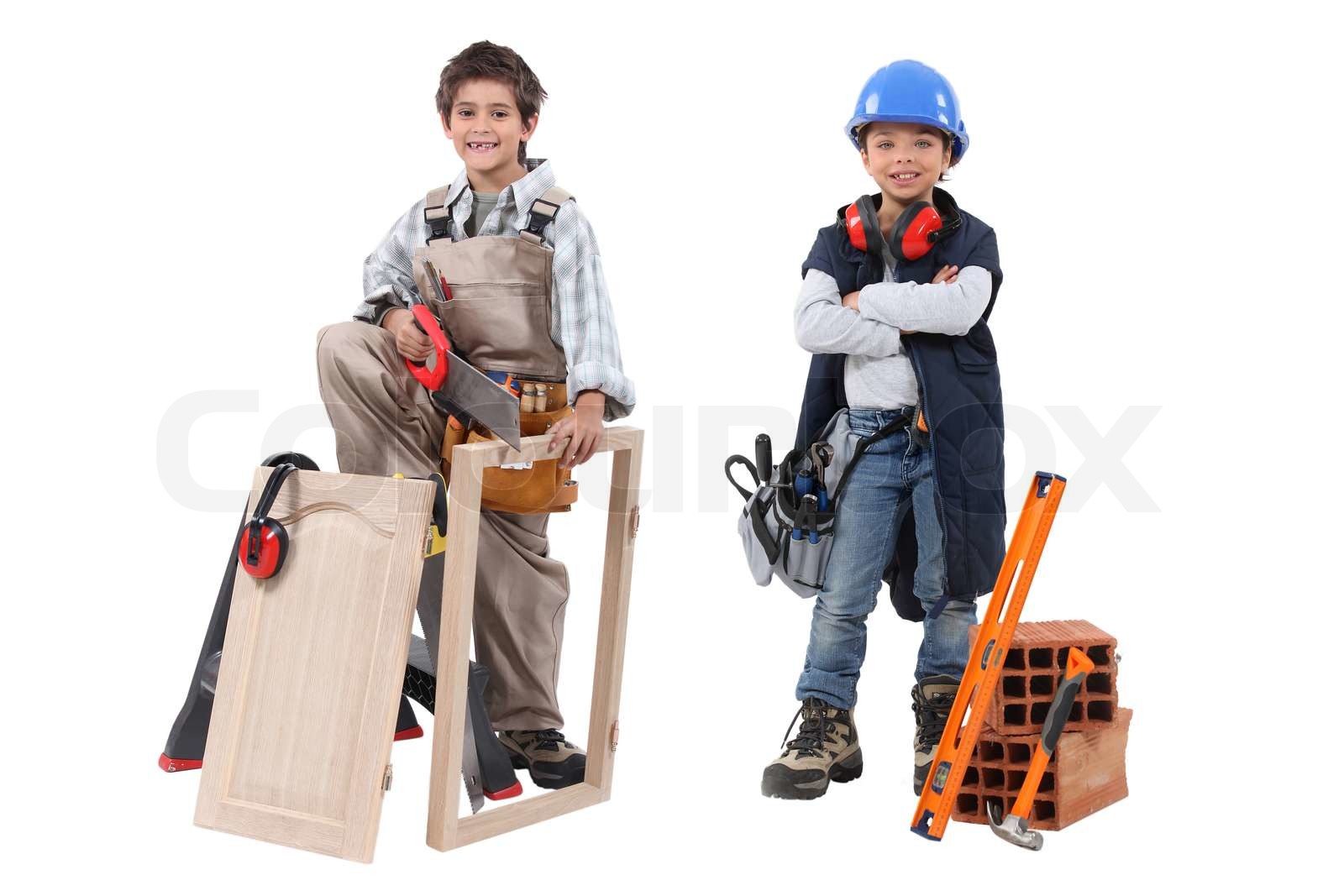 To børn , der handler ud voksne handler - snedkeri og byggeri | Stock ...