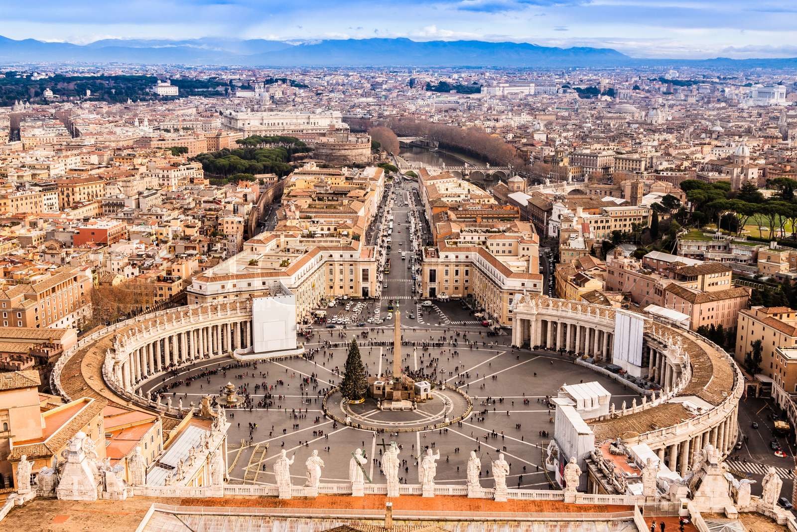 Rom , Italien Berühmte Petersplatz in Vatikan und Antenne Ausblick auf ...