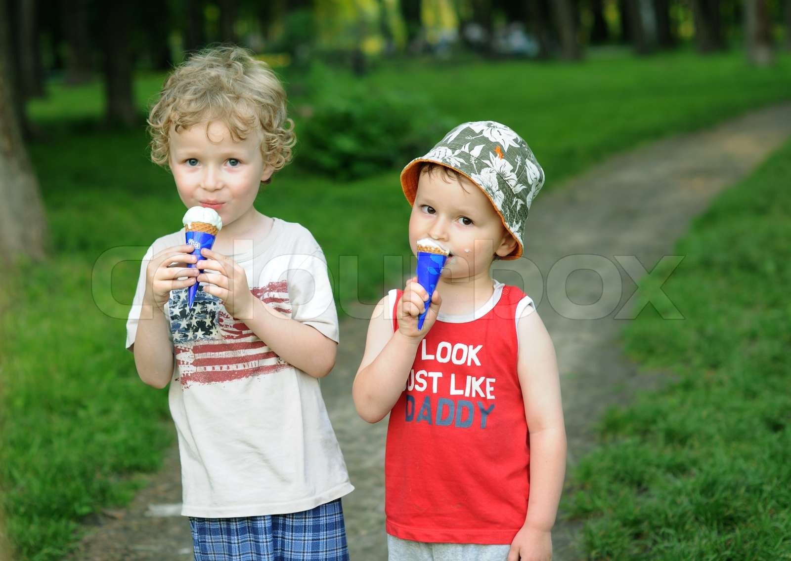 Kinder | Stock Bild | Colourbox