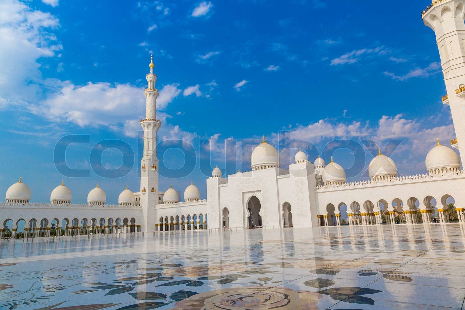 Abu Dhabi Sheikh Zayed Moschee Weiß | Stock Bild | Colourbox