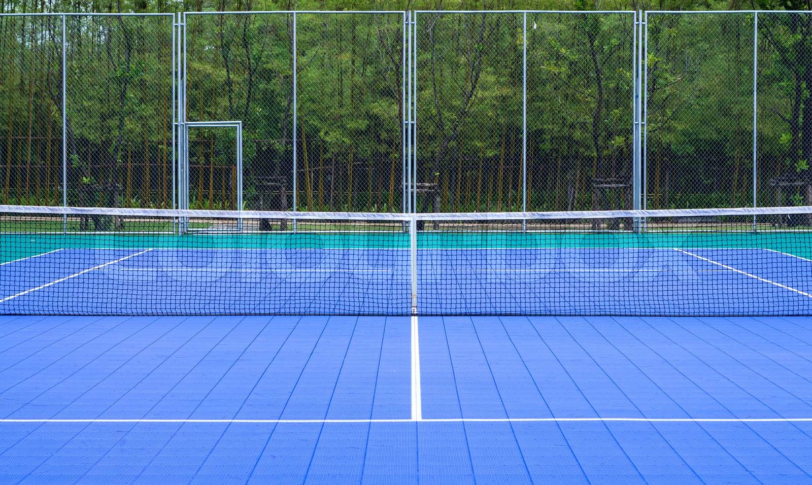 Tennisplatz im Tennisclub | Stock Bild | Colourbox
