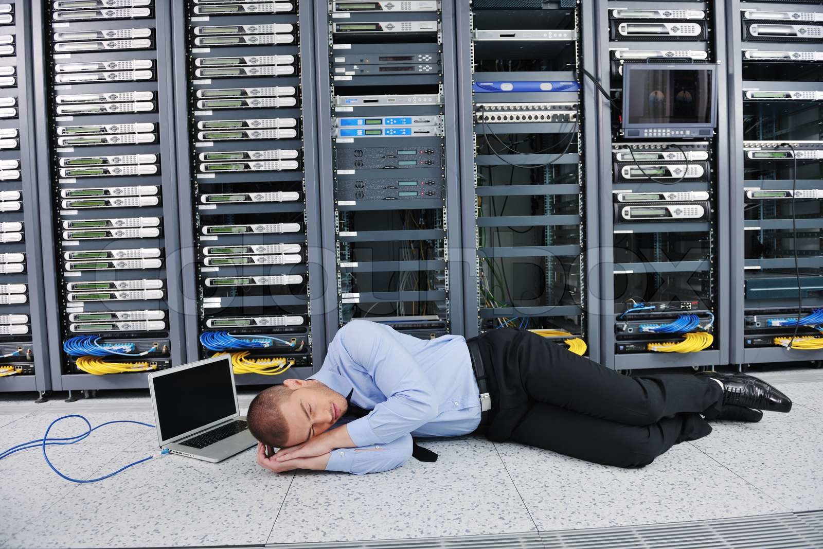 system fail situation in network server room | Stock image | Colourbox