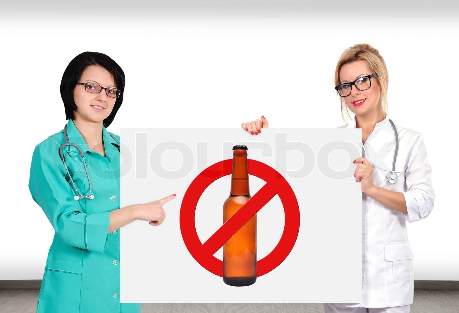 Alkohol Stoppschild | Stock Bild | Colourbox