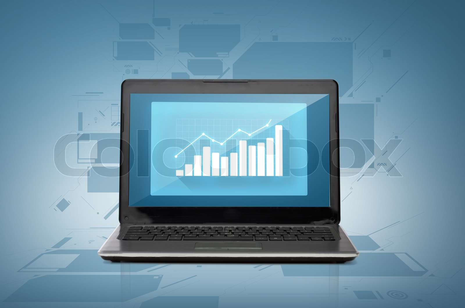 Laptop-Computer mit leerer weißer Bildschirm | Stock Bild | Colourbox