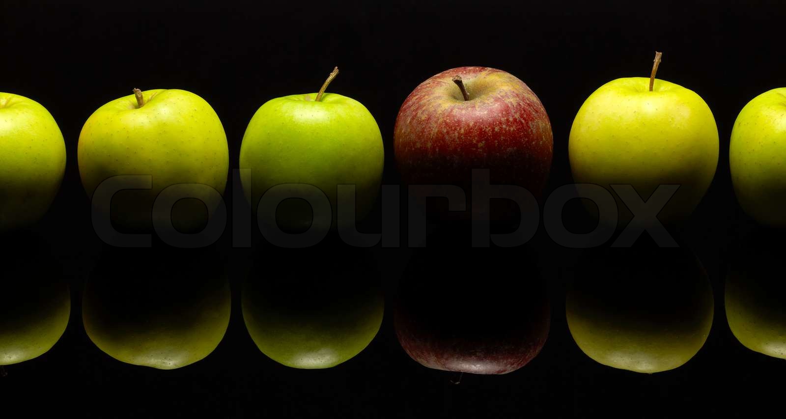 apples in a row | Stock image | Colourbox
