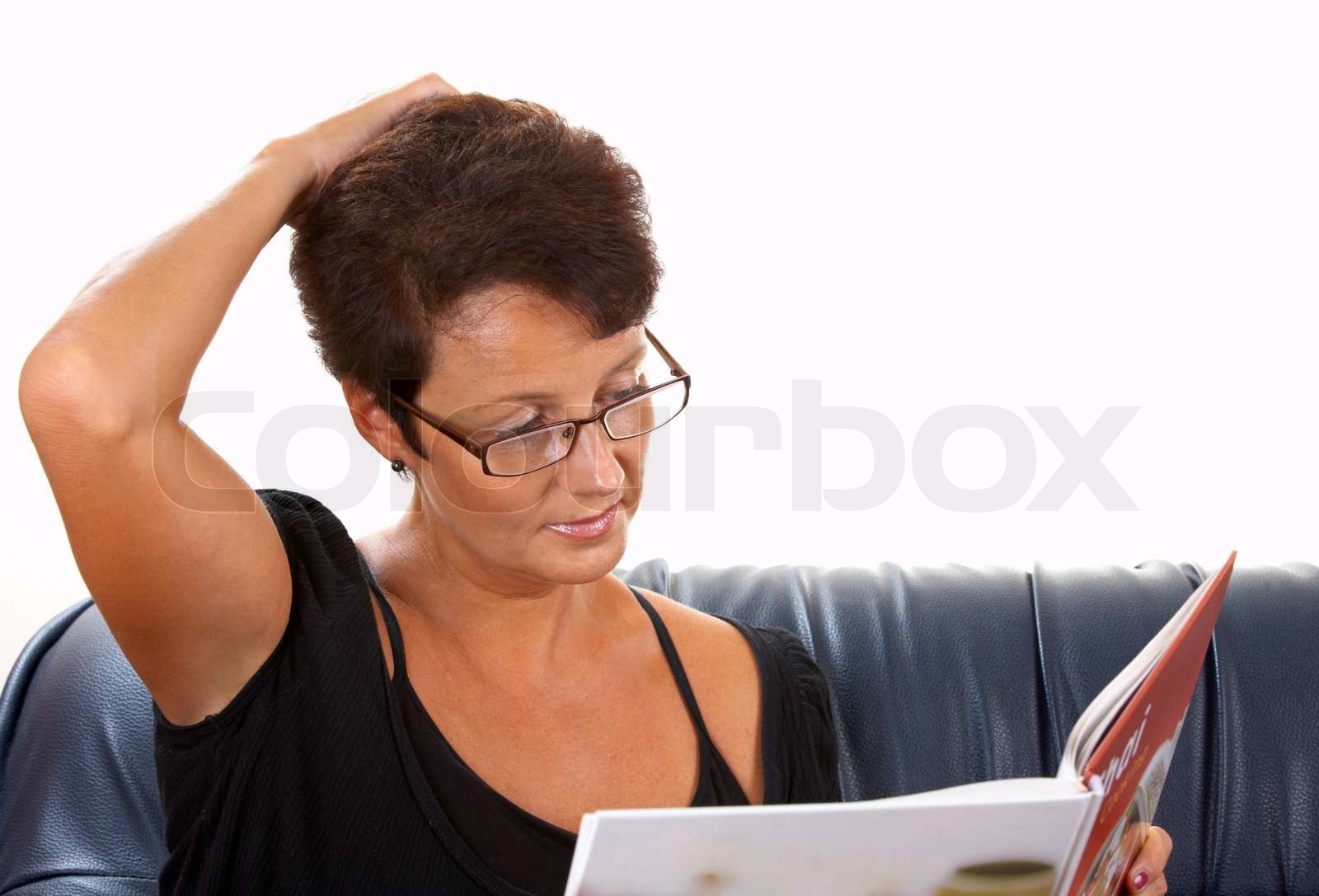 lesende Frau | Stock Bild | Colourbox