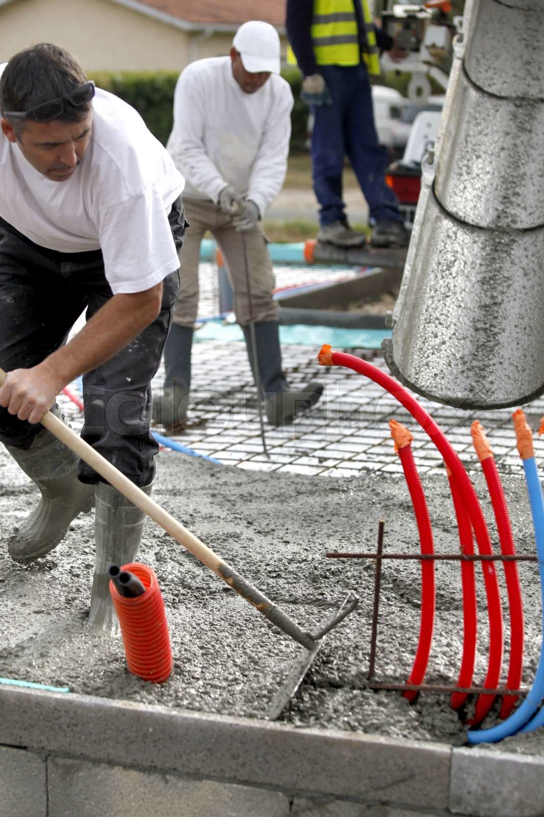 Gebäude-Zement-Grundlagen | Stock Bild | Colourbox