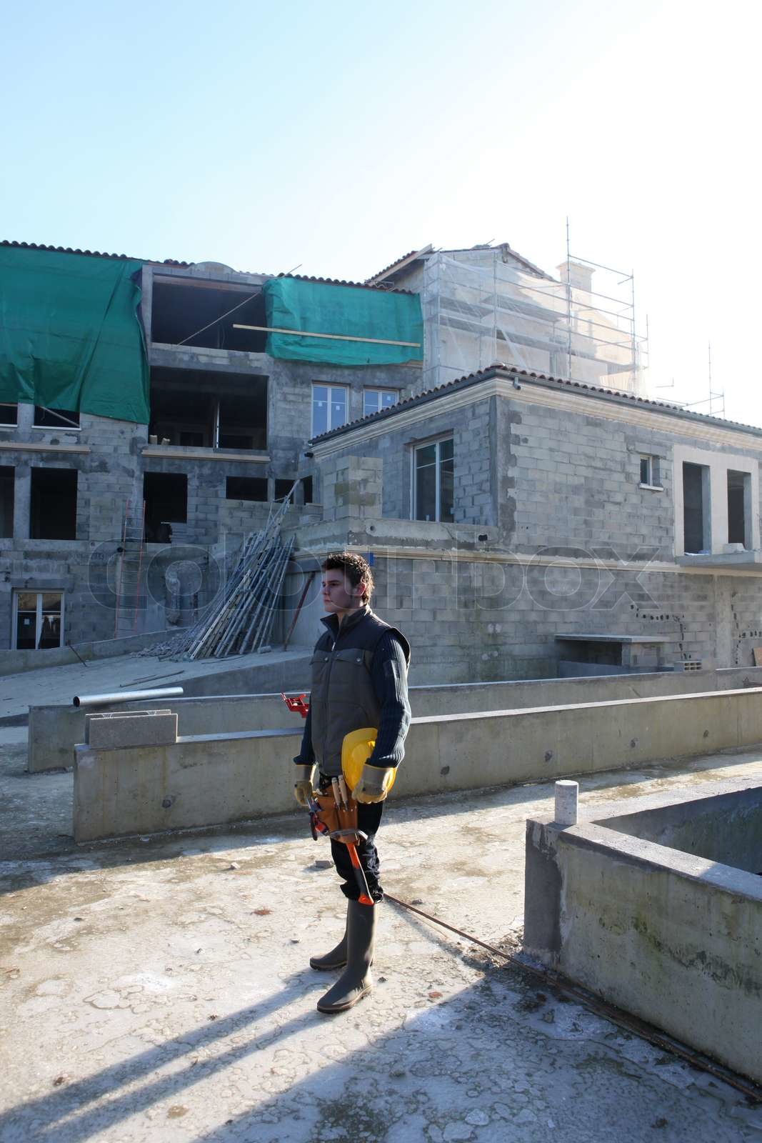Handwerker auf der Baustelle | Stock Bild | Colourbox