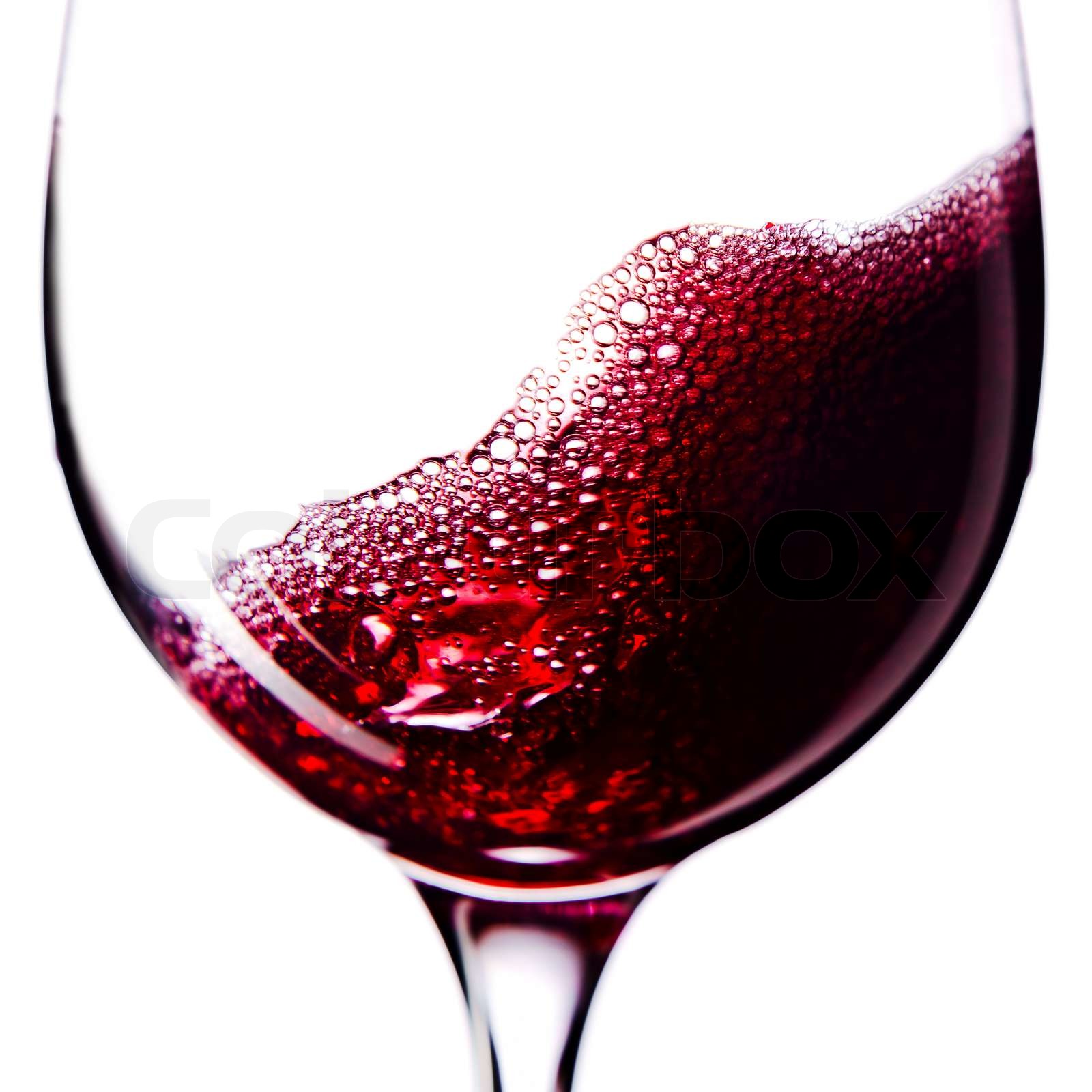 Rotwein auf weißem Hintergrund | Stock Bild | Colourbox