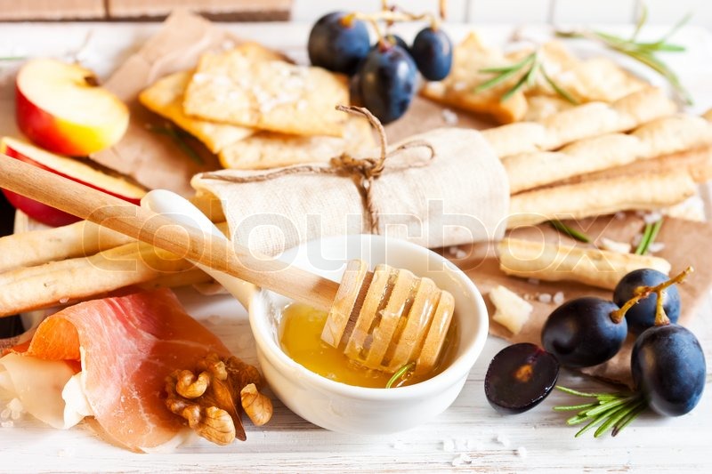 Snack. | Stock Bild | Colourbox