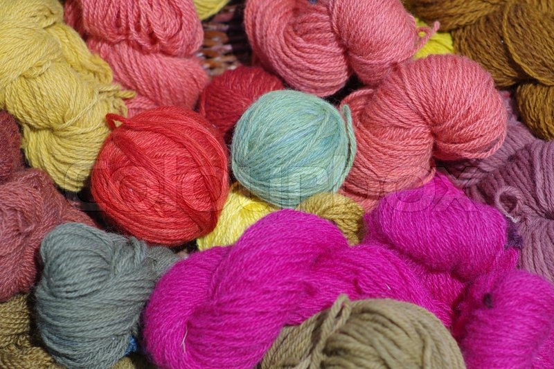 Colourful yarn. Farvet garn. | Stock foto | Colourbox