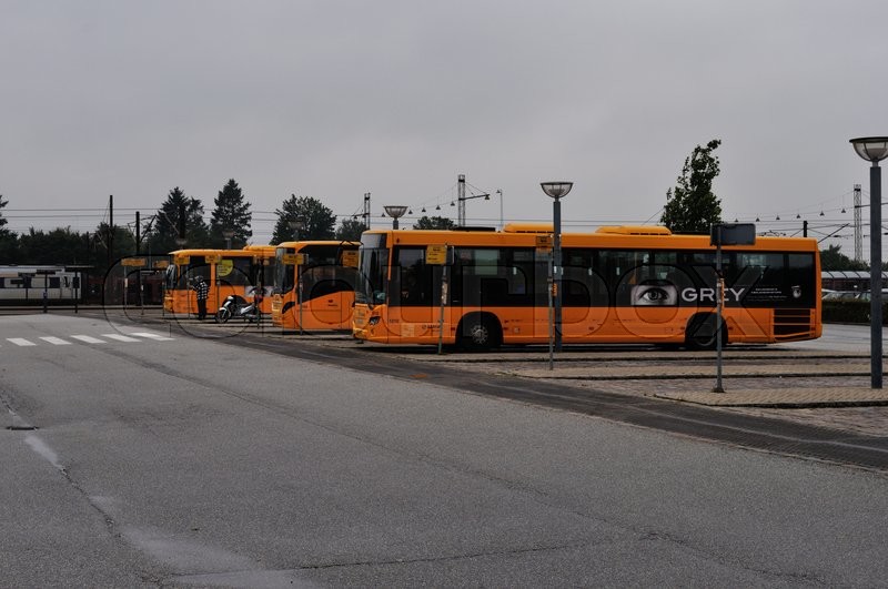 Busser på busholdepladsen ved Ringsted ... | Stock foto | Colourbox