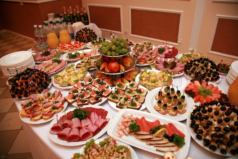 Buffet, mad, spisebord | stock foto | Colourbox