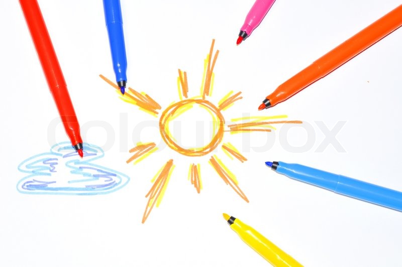 Barnets tegning af sol og farve penne ... | Stock foto | Colourbox