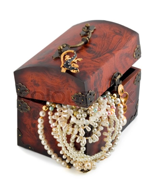 Treasure chest and pearl necklace ... | Stock image | Colourbox