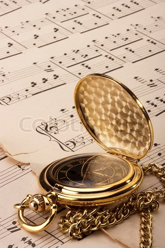 Theme Musik, alte Noten mit alten Uhren ... | Stock Bild | Colourbox