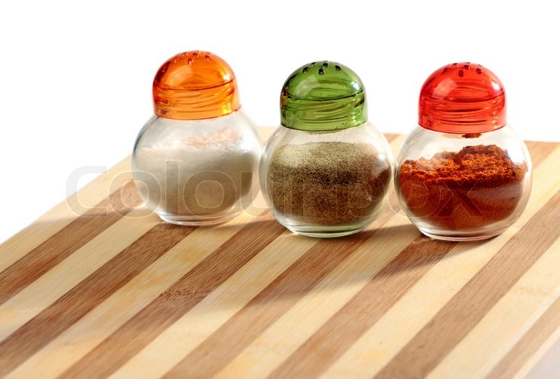 Salz, schwarzer Pfeffer, Paprika -Boxen ... | Stock Bild | Colourbox