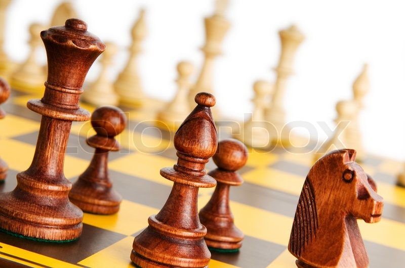 Set von Schachfiguren auf dem Spielbrett | Stock Bild | Colourbox
