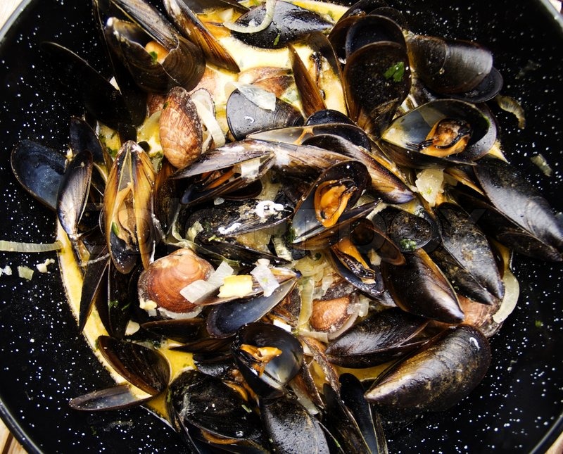 Pan af muslinger | Stock foto | Colourbox