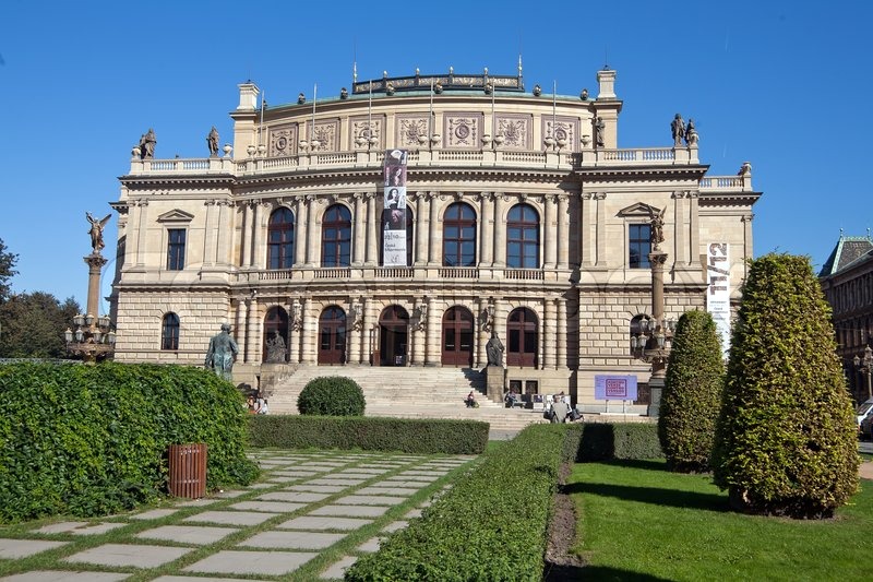 Gebäude der Staatsoper Prag | Stock Bild | Colourbox