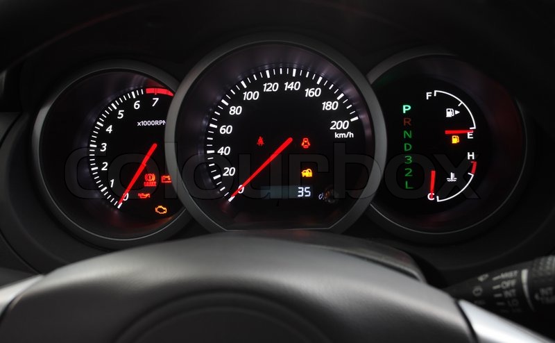 Armaturenbrett Nahaufnahme mit ... | Stock Bild | Colourbox