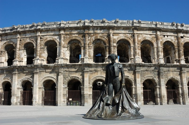 Milan S Roman Amphitheatre Of Nimes