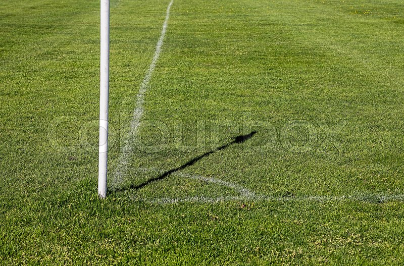 Hjørnespark, fodboldbane, ... | Stock foto | Colourbox