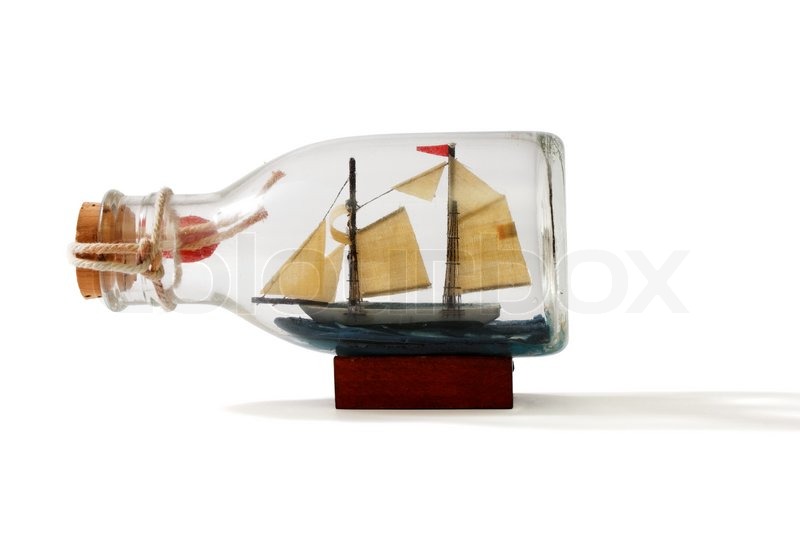 Zwei -Mast- Schiff in einer Flasche ... | Stock Bild | Colourbox