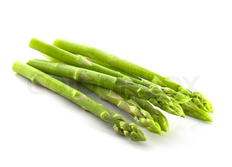 Spargel auf dem weißen Hintergrund | Stock Bild | Colourbox