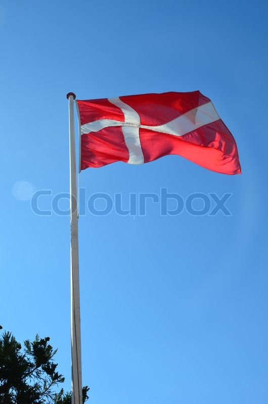 Dansk vimpel flag i flagsten om med flot ... | Stock foto | Colourbox