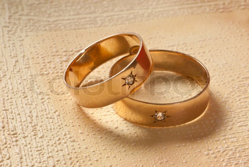 Wedding rings | Stock Bild | Colourbox