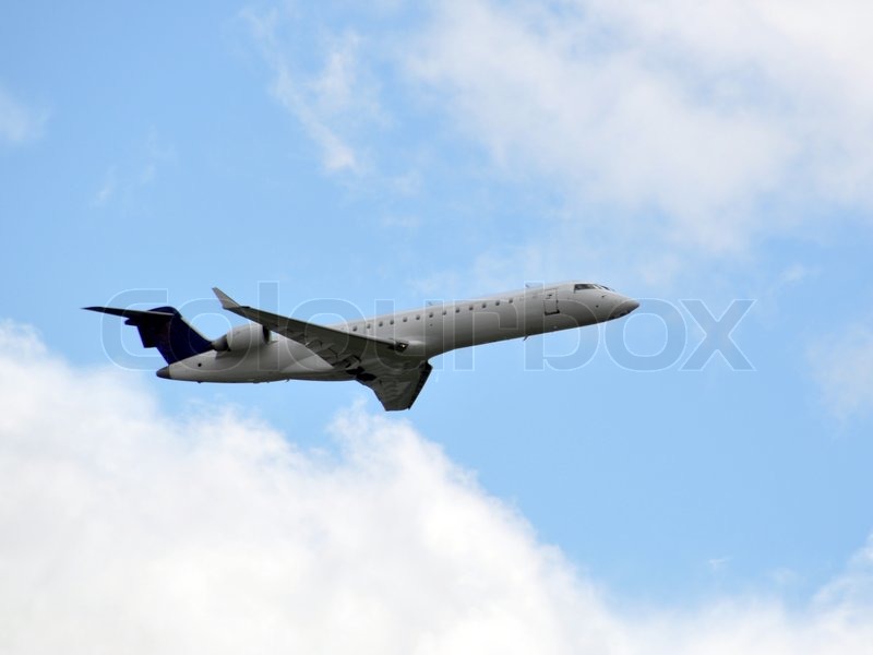 Flugzeug am Himmel - closeup | Stock Bild | Colourbox