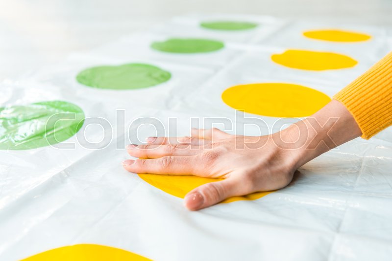 Hand Twister Game