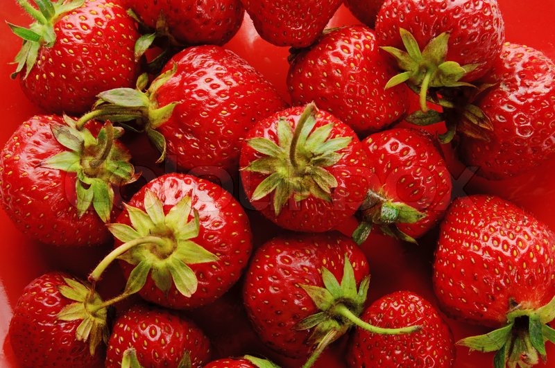 Hintergrund von frischen Erdbeeren auf ... | Stock Bild | Colourbox