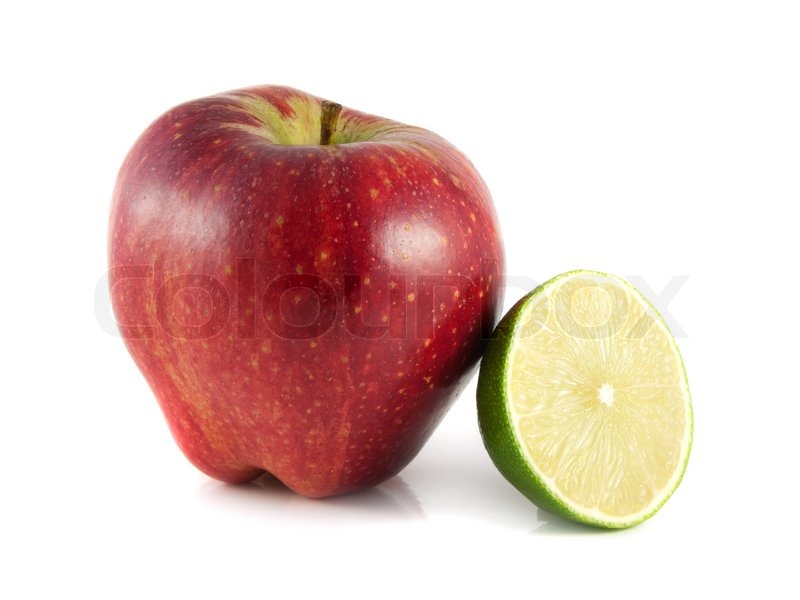 Isolierte roten Apfel in Scheiben ... | Stock Bild | Colourbox
