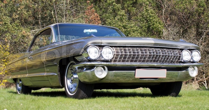 Gamle amerikanske veteranbiler vises ... | Stock foto | Colourbox