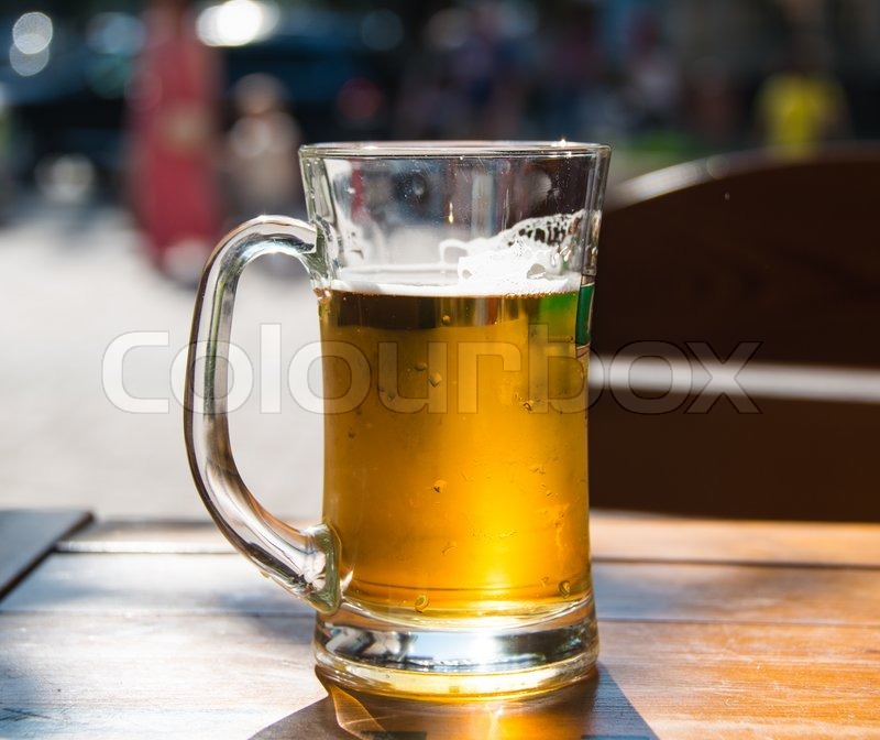 Bierbecher close-up | Stock Bild | Colourbox
