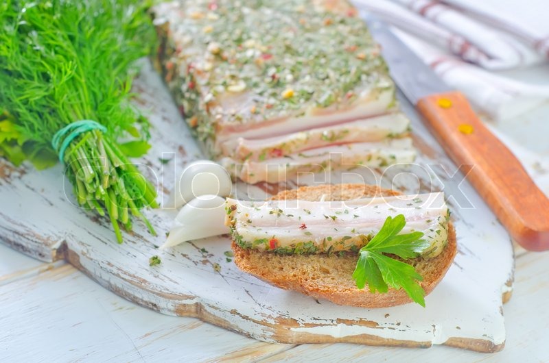 Svinefedt med krydderi | Stock foto | Colourbox