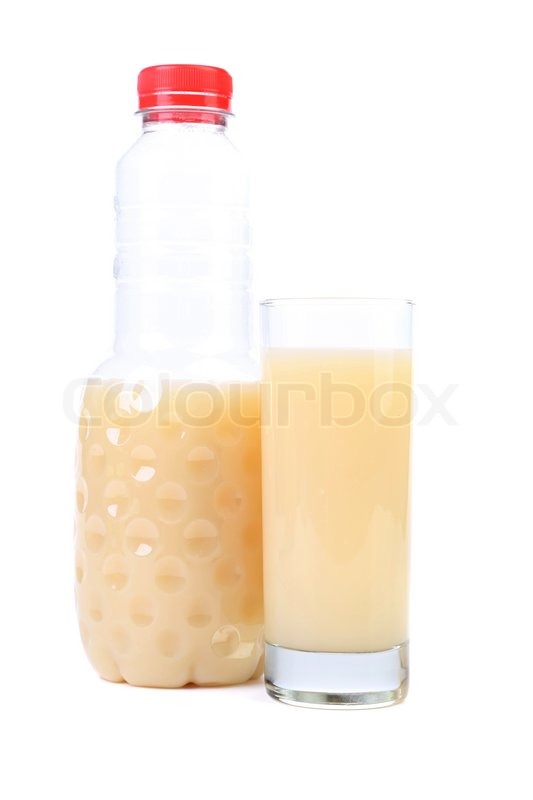 Flasche und Glas Bananensaft | Stock Bild | Colourbox