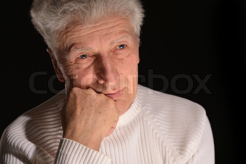 Denken älterer Mann | Stock Bild | Colourbox