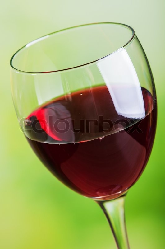 Glas Wein | Stock Bild | Colourbox