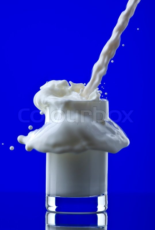Milch | Stock Bild | Colourbox