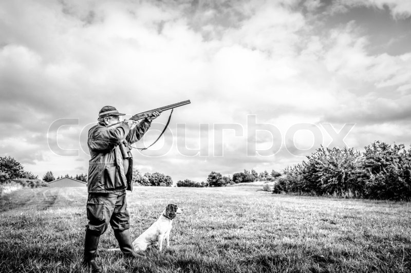 Männlichen Jäger, Jäger in der Natur, ... | Stock Bild | Colourbox
